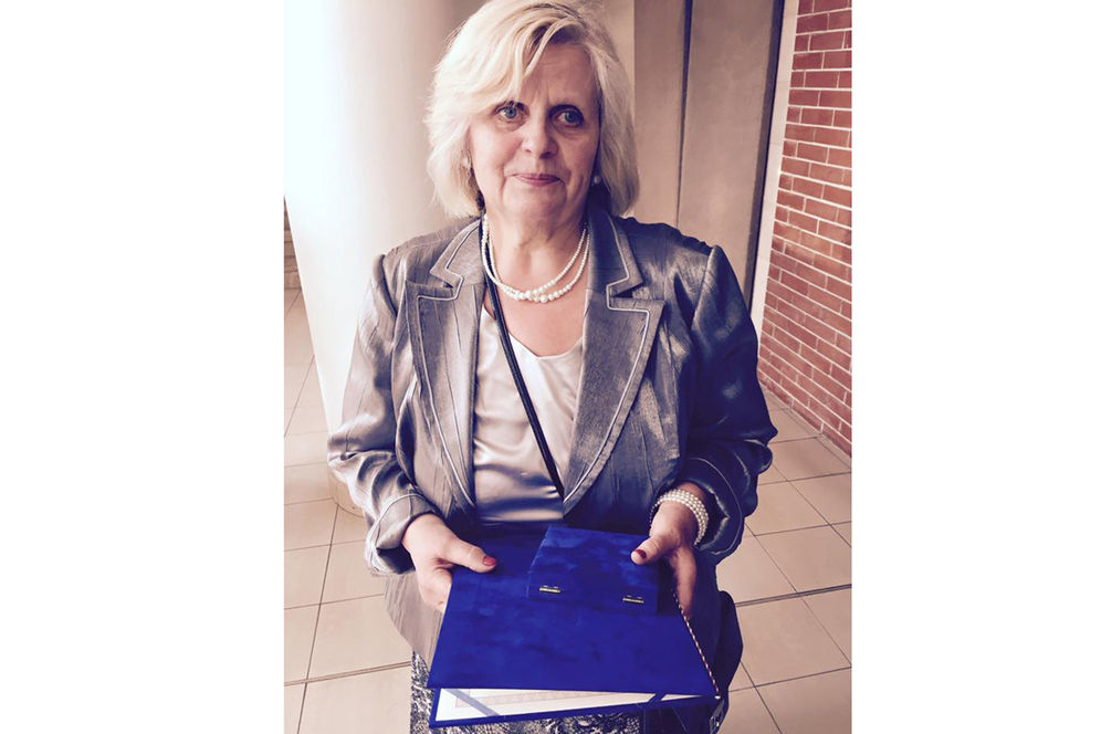 Gyulai Hírlap - Miniszteri kitüntetés koronázta meg a gyulai pedagógus ...