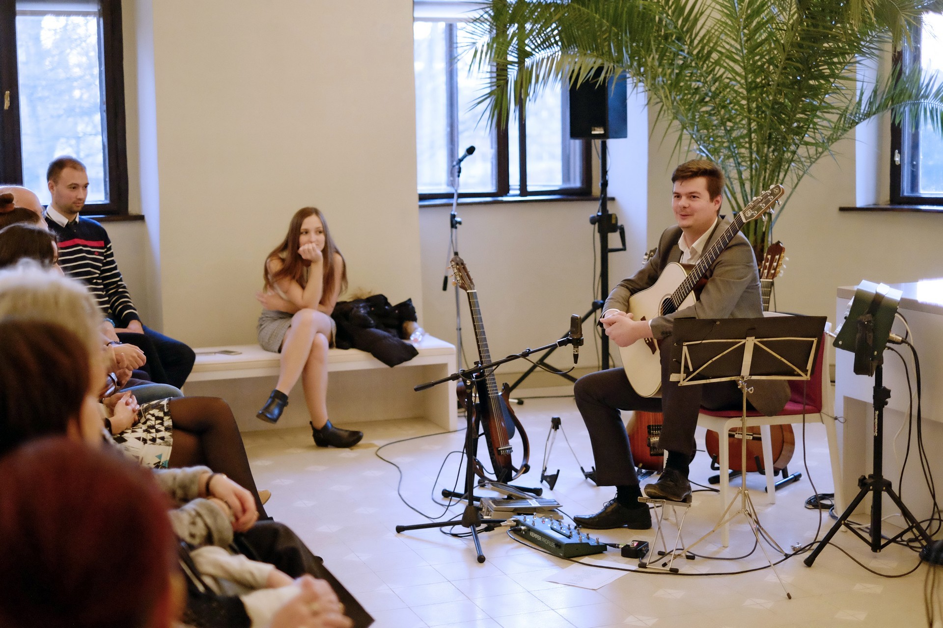 Gyulai Hírlap - Cseh István gitárművész és Vozár Márton Krisztián ...