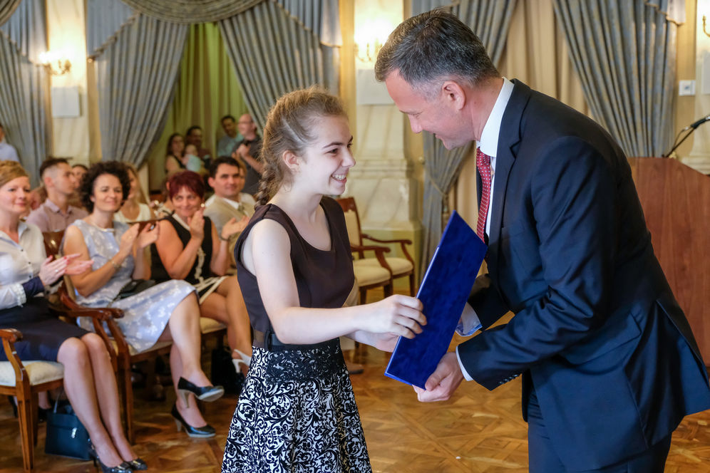 Gyulai Hírlap - A Gyulai Primissima díjat idén Szegedi Réka Panna ...