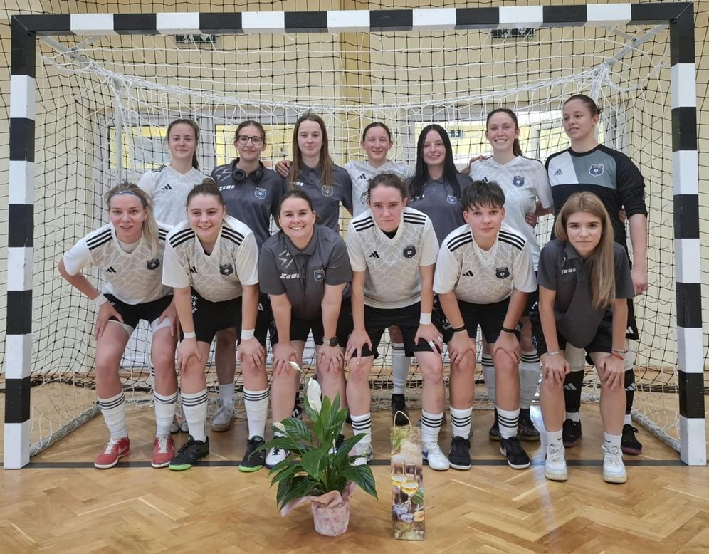 Gyulai Hírlap - Veretlenül nyerték meg az NBII.-es futsalbajnokságot a ...